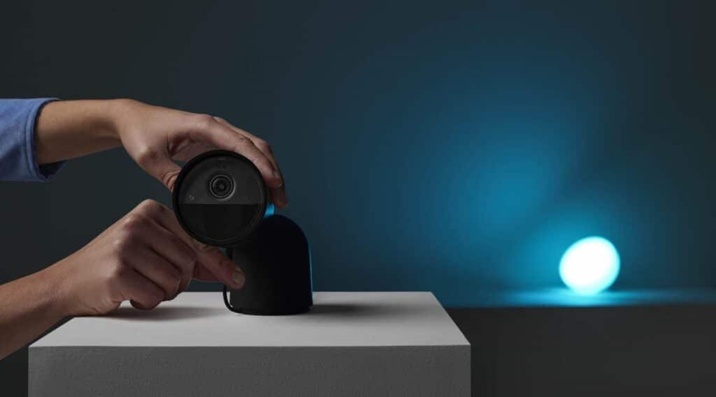 Hue Secure: Anbindung an Alexa und Google Home kommt Ende November ...